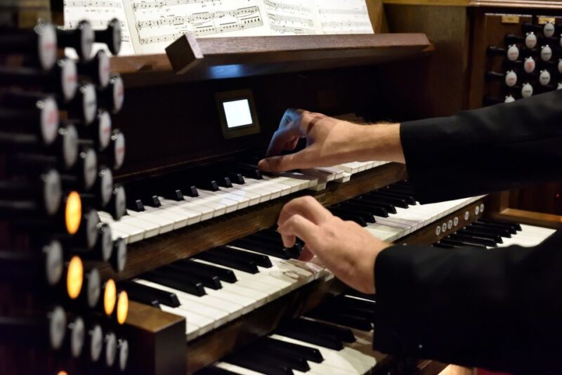 Budapest: Organ Concert in St. Stephen's Basilica - Key Points