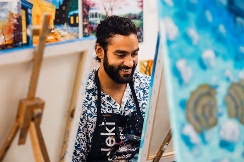 Budapest: Paint and sip experience - Key Points