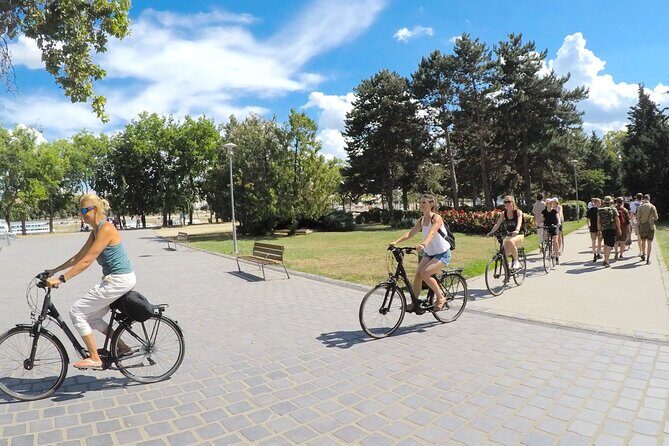 Budapest private Bike & e-Bike Tour with a drink - Exploring Budapest on Two Wheels: A Complete Review of the Private Bike & E-Bike Tour
