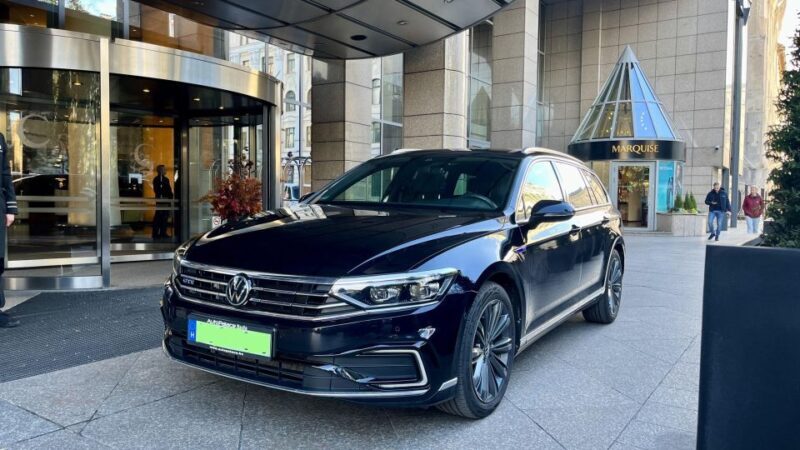 Budapest: Private Sightseeing Tour by car - Why Choose a Private Car Tour in Budapest?