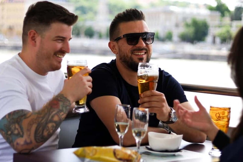 Budapest Sightseeing Cruise with Welcome Drink - The Sum Up