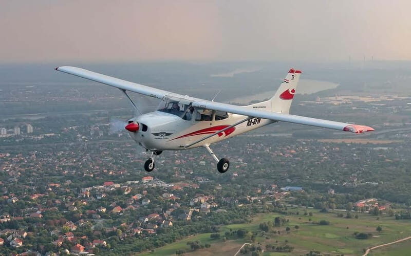 Budapest Sightseeing Flight with Cessna C172 - An Up-High Perspective on Budapest