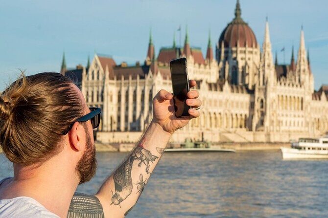 Budapest Sip and Sail Danube Cruise with Unlimited Prosecco - Who Would Love This Cruise?