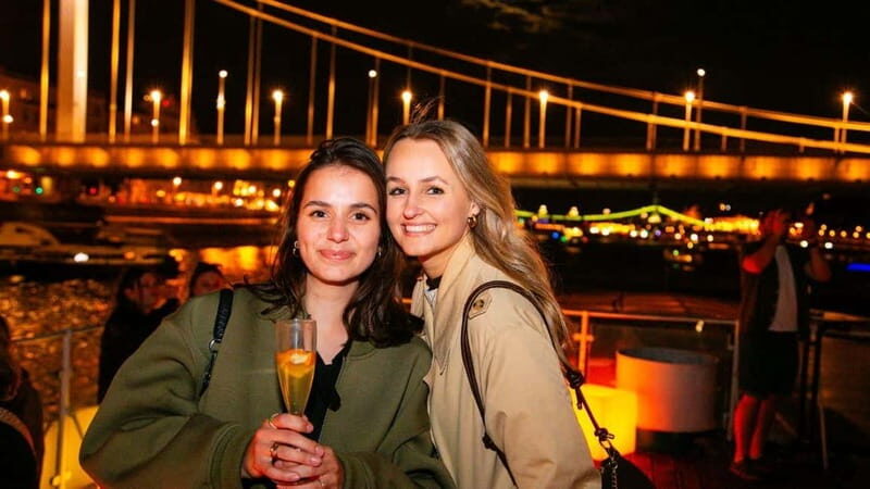 Budapest: Sip and Sail River Cruise with Unlimited Prosecco - Who Will Love This Cruise?
