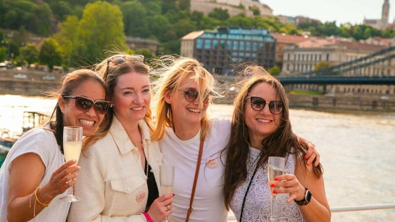 Budapest: Sip and Sail River Cruise with Unlimited Prosecco - Practical Tips for a Smooth Experience