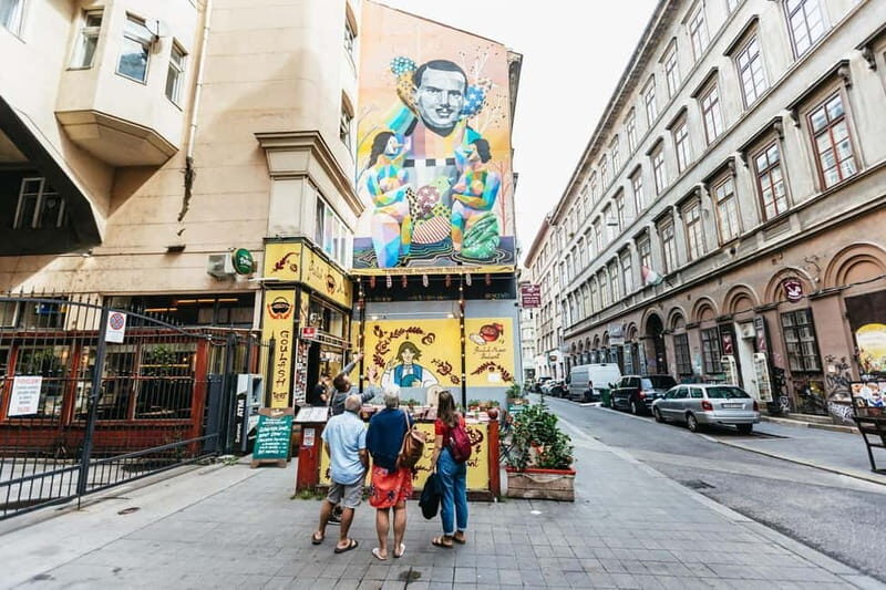 Budapest: Street Art and Underground Movements Walking Tour - The Itinerary in Detail