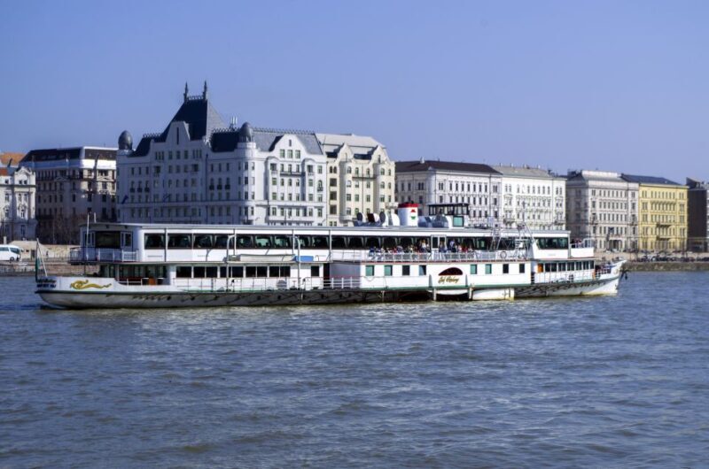 Budapest: Summer Brunch & Cruise with Prosecco or Cake - Who Will Love This Tour?