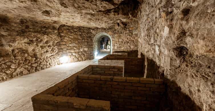 Budapest: The WWII Siege of Buda Castle & Bomb Shelter Tour - Budapest: The WWII Siege of Buda Castle & Bomb Shelter Tour – A Deep Dive into History