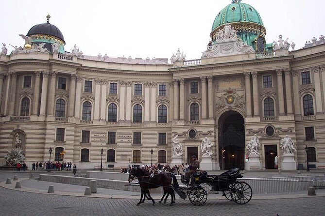 Budapest to Vienna Private Costumizable Day Tour with Lunch - FAQ