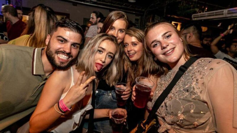 Budapest: Unmissable Bar Crawls with Shots & VIP Club Entry - FAQ