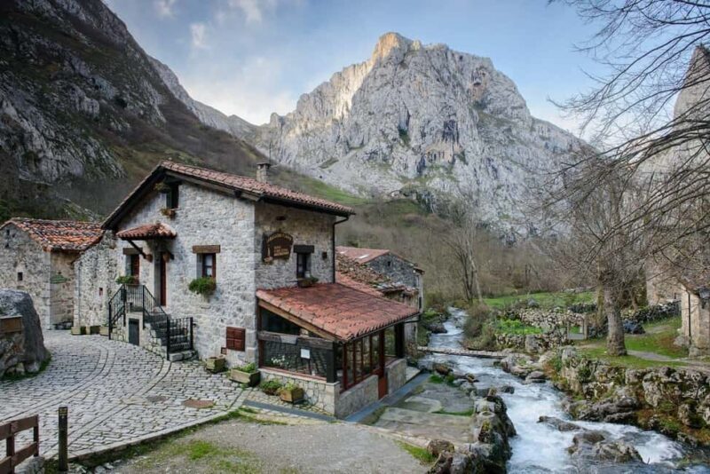 Bulnes: Excursion with funicular and Cabrales cheese cave in the Picos de Europa - Practical Tips and Considerations