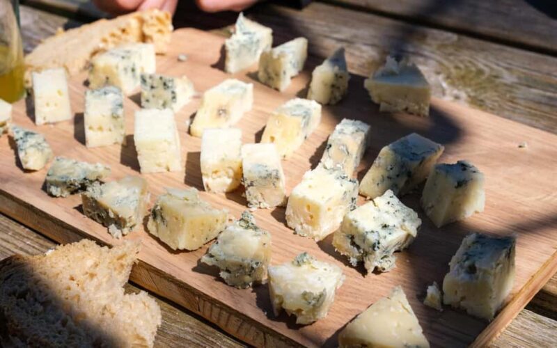 Bulnes: Excursion with funicular and Cabrales cheese cave in the Picos de Europa - In-Depth Review: The Highlights and the Realities