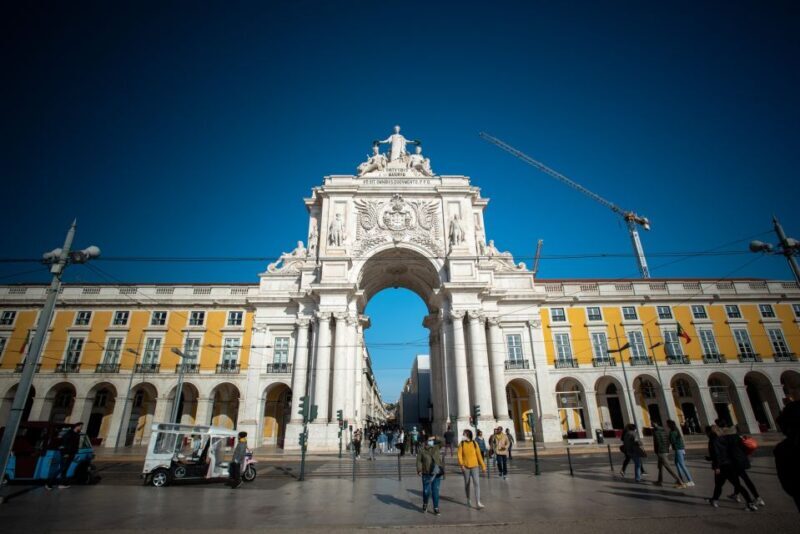 Burguês: Lisbon City Center Private Tuk Tuk Tour - Who Will Love This Tour?