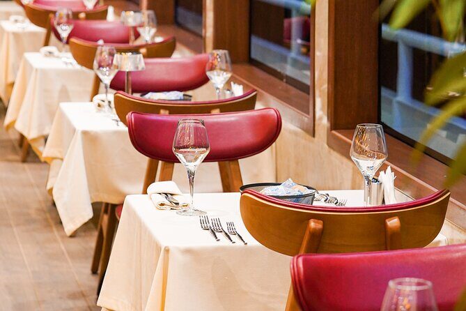 Butalux - Bosphorus Luxury Dinner Cruise - An Introduction to the Experience