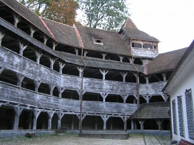 BV01 - City Tour Brasov in English: Secrets of Kronstadt - Key Points