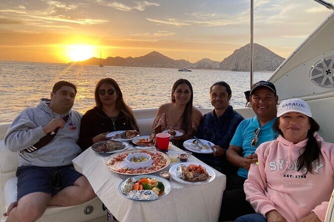 Cabo Arch Sunset Private Yacht Tour plus Dinner and Drinks - Who Should Book This Tour?  