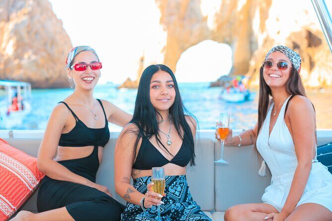 Cabo Private Catamaran, Chill Experience with Sup and float mat - FAQ