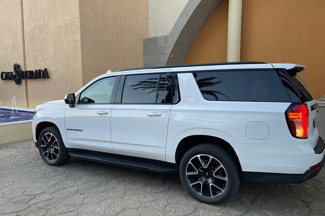 Cabo San Lucas Airport Transportation, Private Round Trip - The Experience at the Airport: What You Can Expect