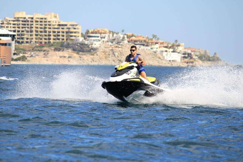 Cabo San Lucas Bay: Guided Jet Ski 30 minutes Rental - End of Ride and Post-Activity Options