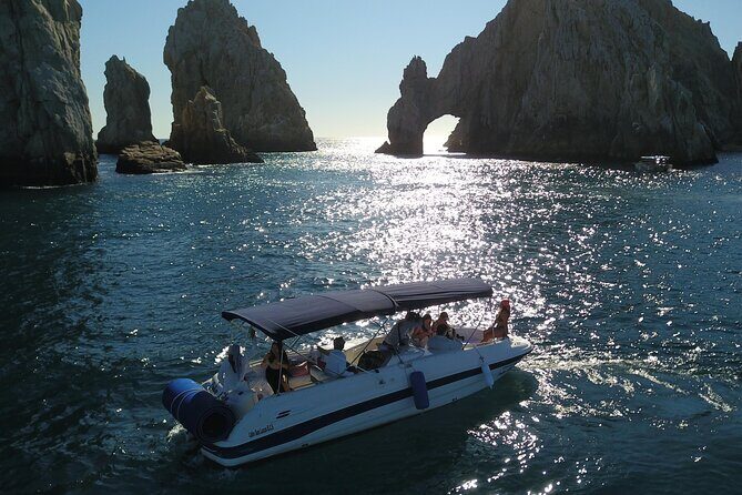 Cabo San Lucas Private Yacht Tour with Snorkel - Key Points