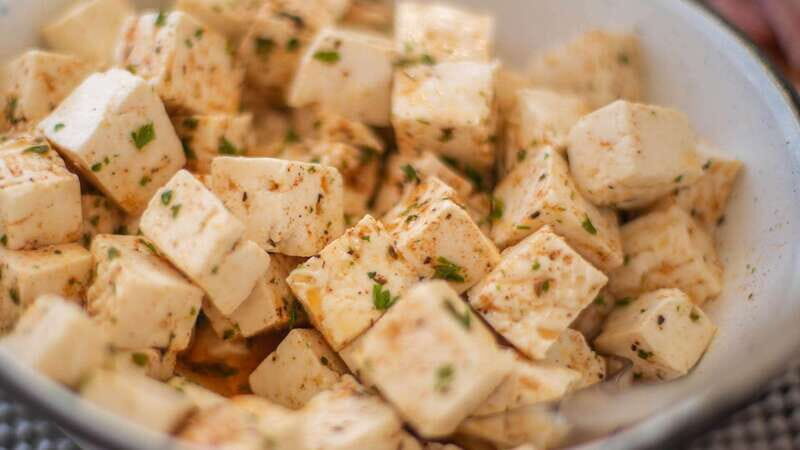 Cabo San Lucas: Sunset Cruise with Wine and Jazz - FAQ