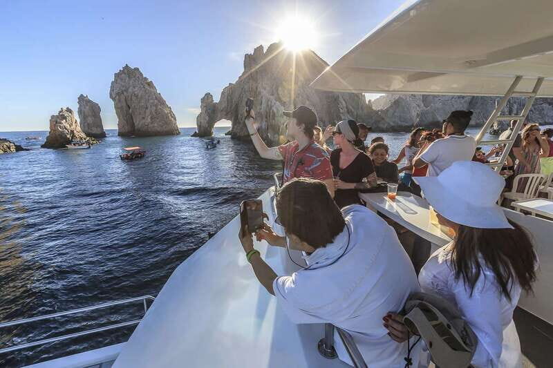 Cabo San Lucas: Sunset Dinner Cruise - Key Points