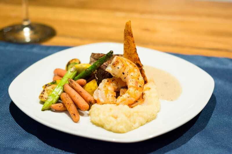 Cabo: Sunset Cruise with Dinner, Music & Open Bar - Reviews in a Nutshell