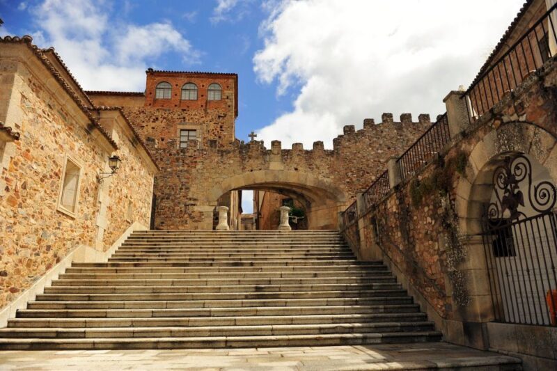 Cáceres: Guided City Highlights Walking Tour - The Sum Up: Who Is This Tour Best For?