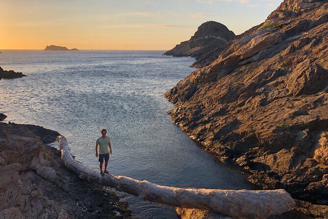 Cadaqués/Begur Private Luxury Tour Costa Brava by Mercedes Vogue - Key Points