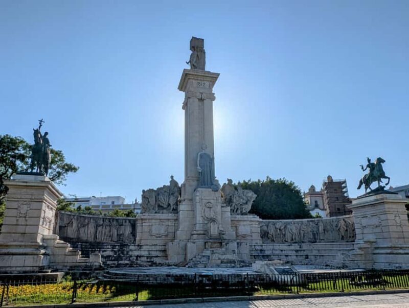 Cádiz: 90-Minute Essentials Walking Tour with Local Guide - Key Points