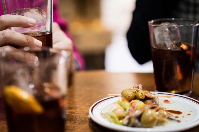 Cadiz Food Tour with Tapas & Drinks with a Local - Why Choose This Cádiz Food Tour?