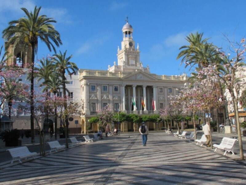 Cadiz: Guided City Tour - Key Points