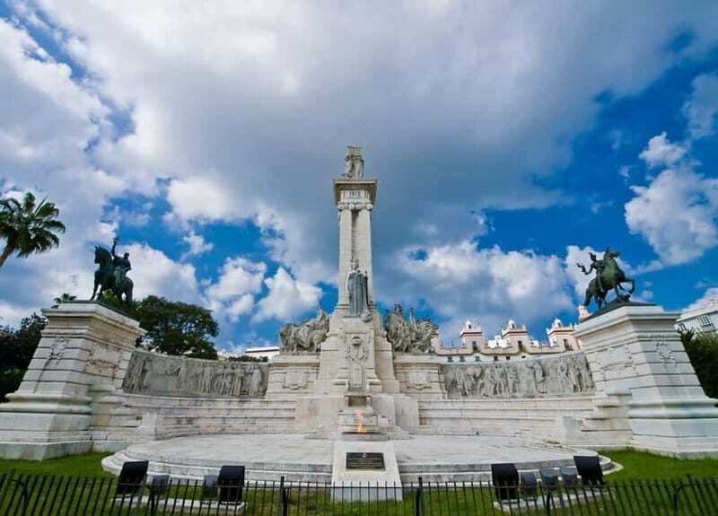 Cádiz: Private Walking Tour with Local Guide - Key Points