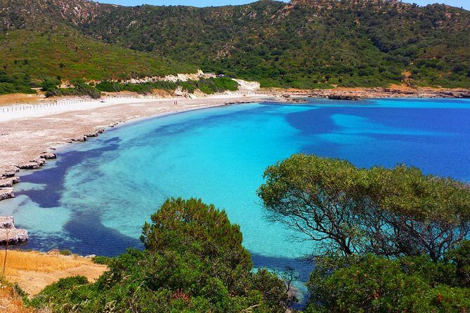 Cagliari: Amazing Jeep Private Tour of Sardinia's Hidden Beaches from Chia - Who Should Book This Tour?