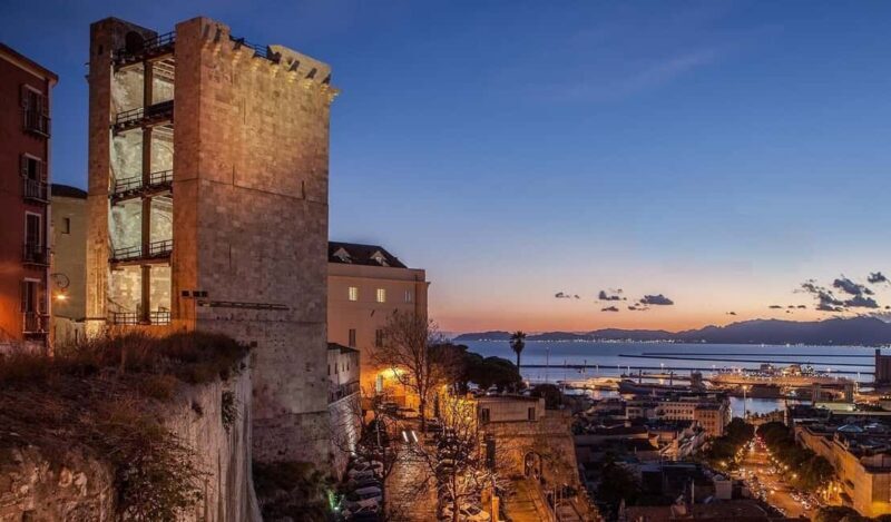 Cagliari City tour and Flamingos Park by minivan and walking - Key Points