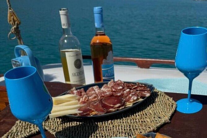 Cagliari Gulf Boat tour : 5 stops, snorkeling & local aperitif - Practical Details and Tips