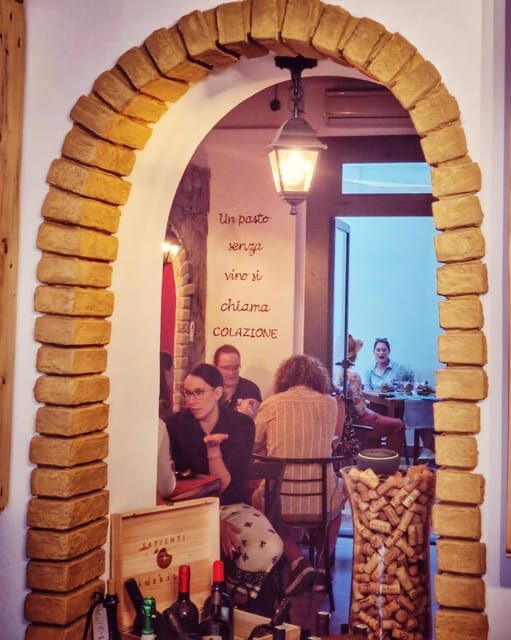 Cagliari Old Town: Wine Tasting and local products - Key Points