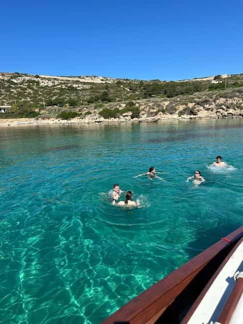 Cagliari:Excursion Hidden Beaches- Aperitif- 3Swimming stops - FAQ