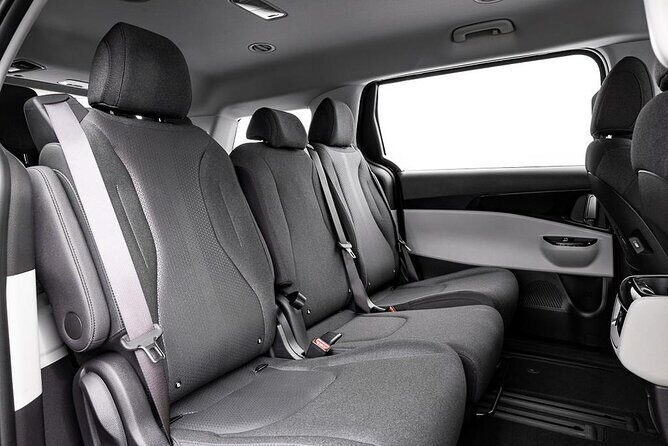 Cairns Airport to Port Douglas Private Transfer 1-7 Pax - FAQ