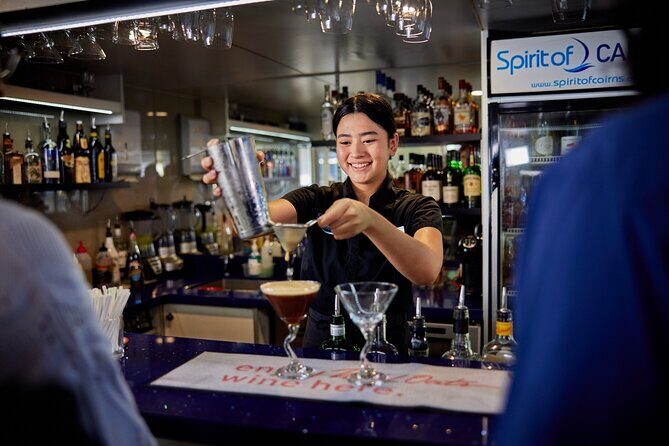 Cairns Catamaran Harbour and Dinner Cruise - FAQs