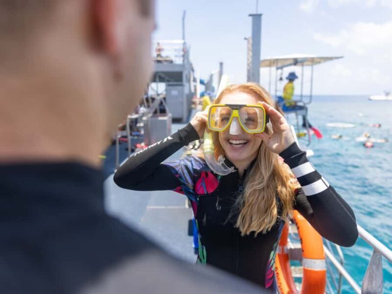 Cairns: Great Barrier Reef Pontoon, Travel by Helicopter - The Journey to the Reef: From Cairns to Moore Reef