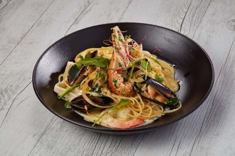 Cairns: Night at the Aquarium Guided Tour - Authentic Experiences from Reviewers