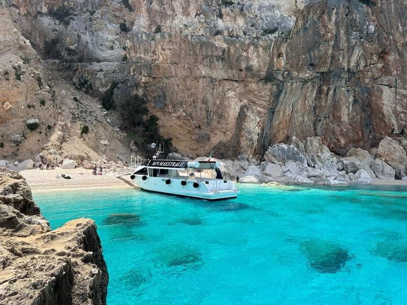 Cala Gonone: Gulf of Orosei Cruise with Cala Goloritzè - An In-Depth Look at the Gulf of Orosei Cruise