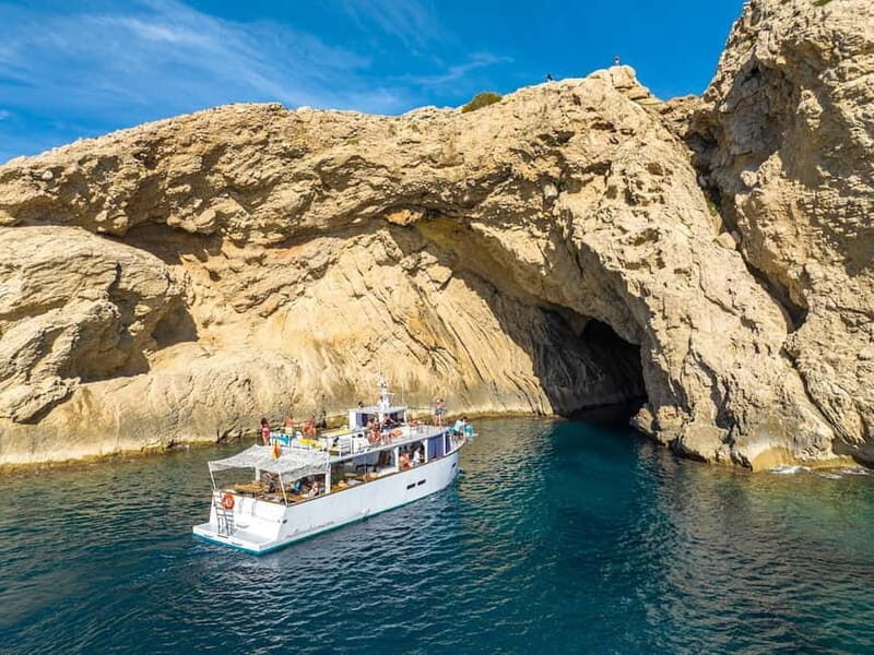 Cala Rajada: Boat Excursion with Drinks and Food - Who Should Consider This Tour?