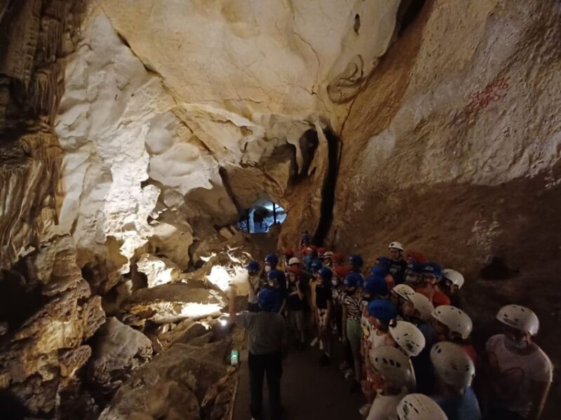 Calasparra: Cueva del Puerto Entry Ticket with Guided Tour - A Deeper Dive into the Cueva del Puerto Experience