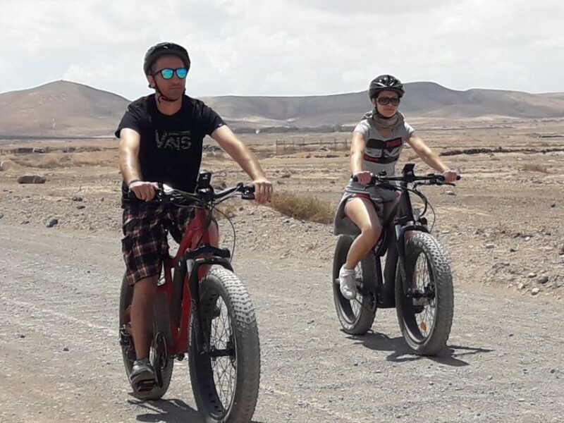 Caleta de Fuste/Corralejo: Guided E-Bike Tour & Crater Hike - Key Points