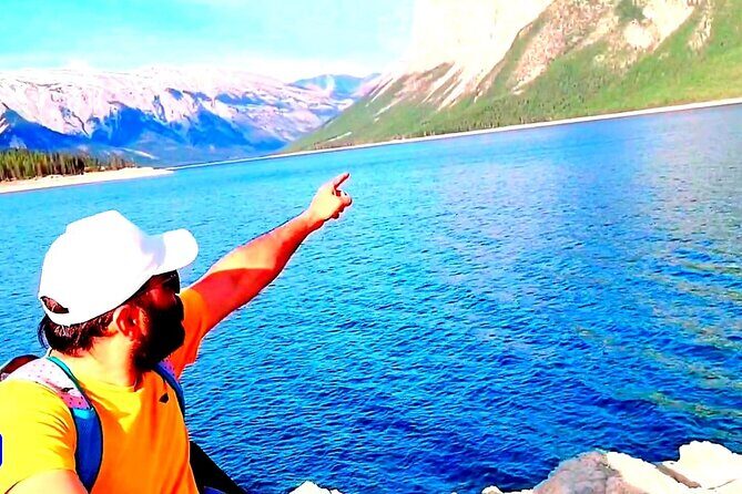 Calgary Airport to Banff and Beyond Transfer Service - An In-Depth Look at the Calgary Airport to Banff and Beyond Transfer Service