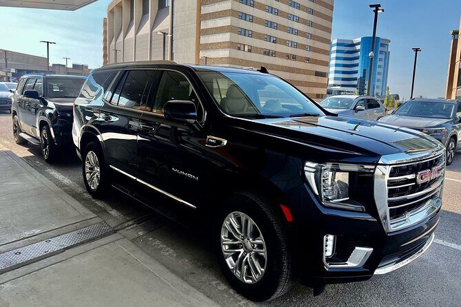 Calgary Airport Transfer To Banff (Round Trip) - Introduction