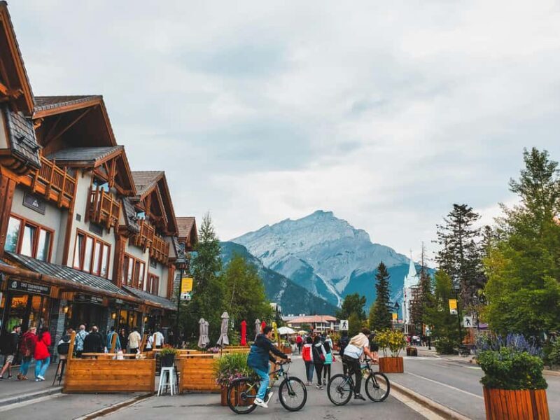 Calgary: Banff Top 5 Lakes Tour with Banff Town Visit - Key Points