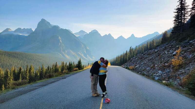 Calgary: Glaciers, Mountains, Lakes, Canmore and Banff Tour - Practical Tips for Travelers
